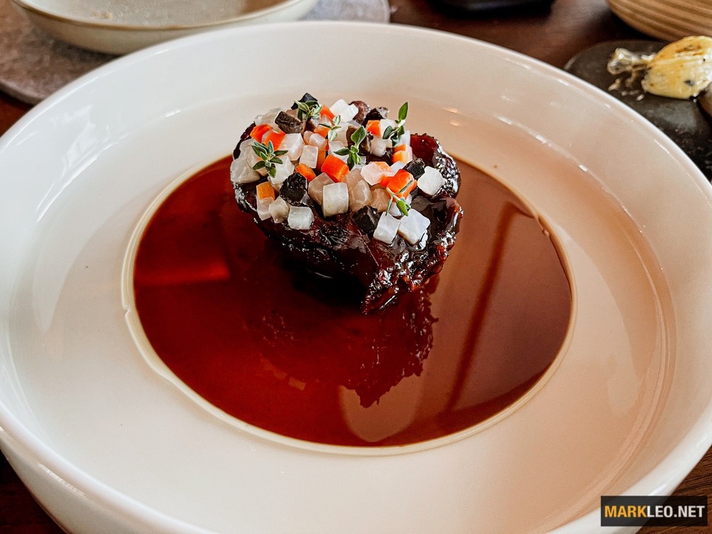 Entier French Dining - MarkLeo.Net